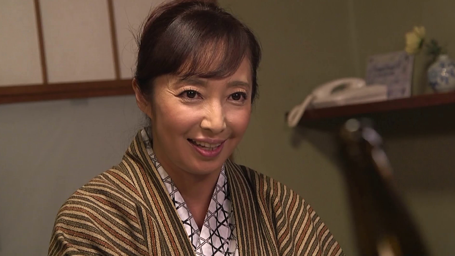 真・異常性交 五十路母と子 番外編 温泉旅路 禁断の湯けむり交尾 音羽文子 58歳 アダルト動画 ソクミル