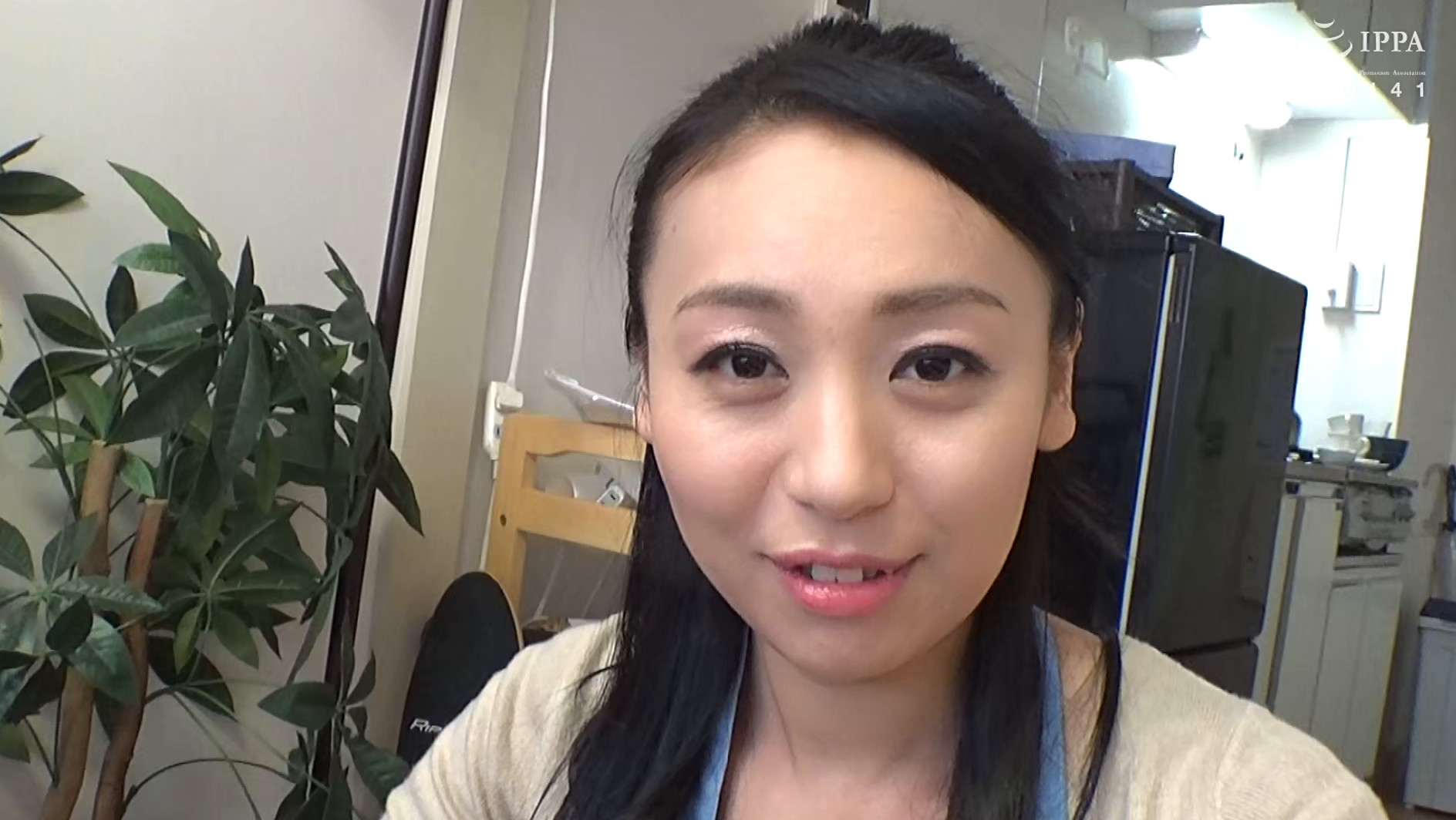 新「おばさんレンタル」サービス 10 中出しセックスまでやらせてくれると評判の家事代行サービスにもっと過激な要求をしてみた アダルト動画 ソクミル